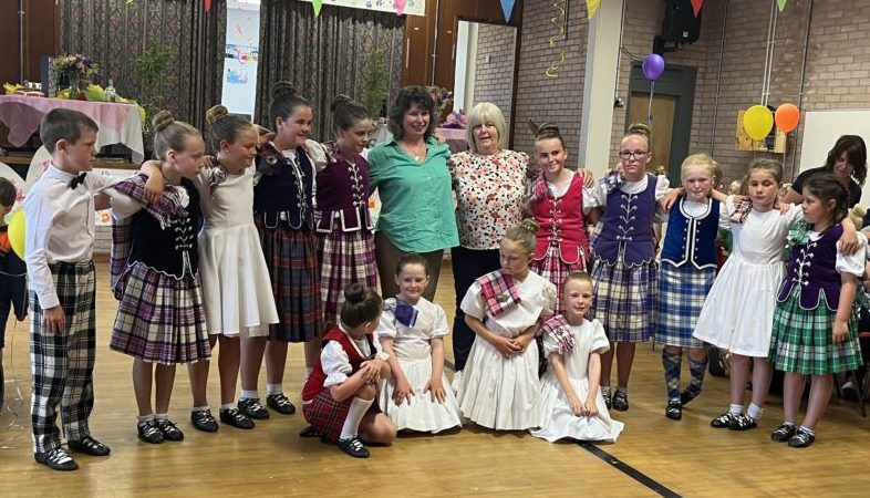 Mrs Leask and Mrs Mcfarlane’s Retirement Ceildh – Port Ellen Primary School