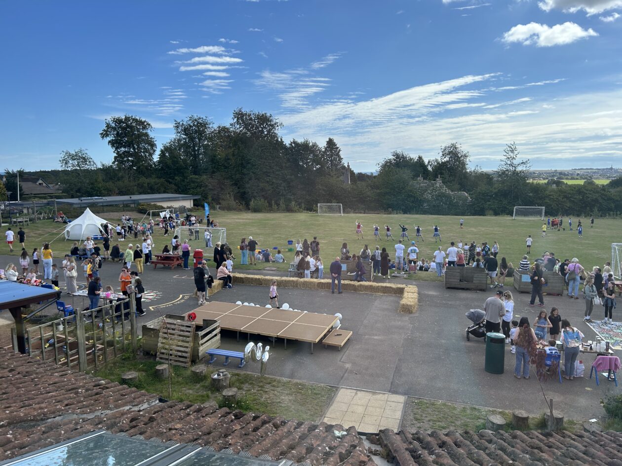 Rosemount Primary School | Set in the village of Hillside to the north ...