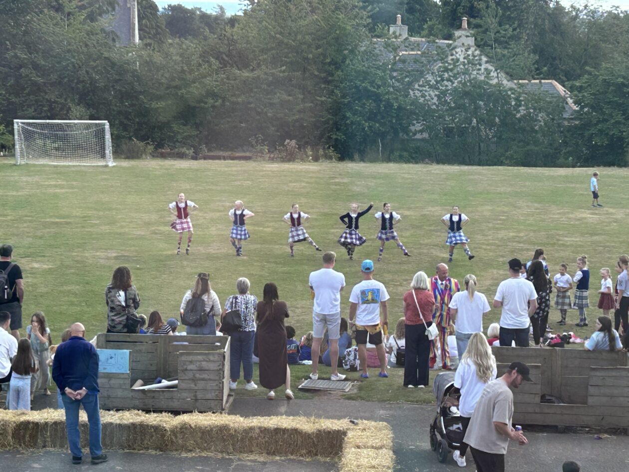 Rosemount Primary School | Set in the village of Hillside to the north ...