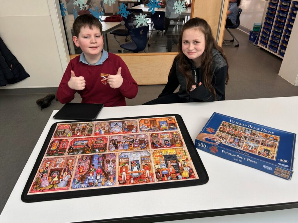 Victorian Jigsaw – Mrs Boyle P5/6