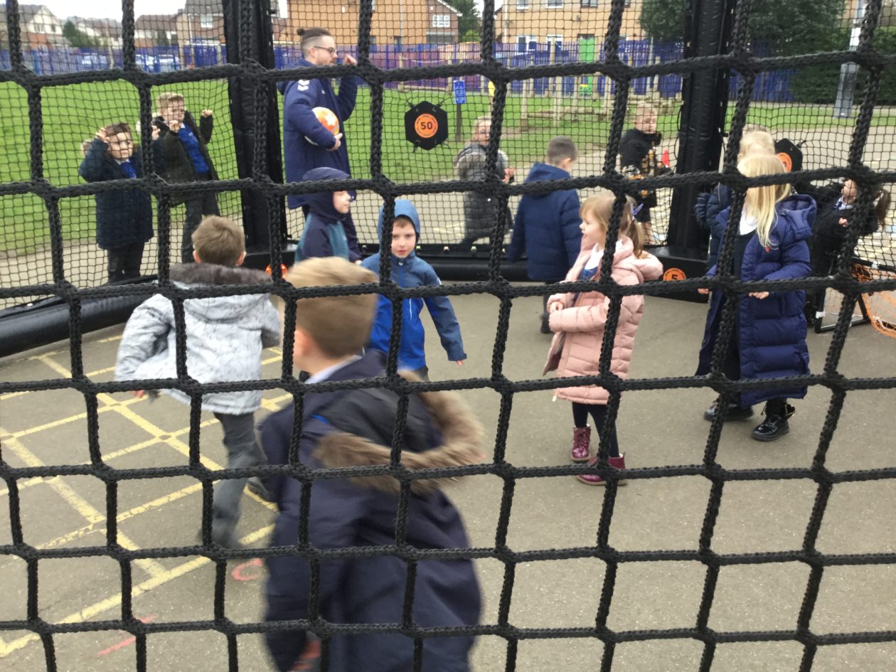 Hexagol | Primary 2 Mrs MacNee/Mrs Smith