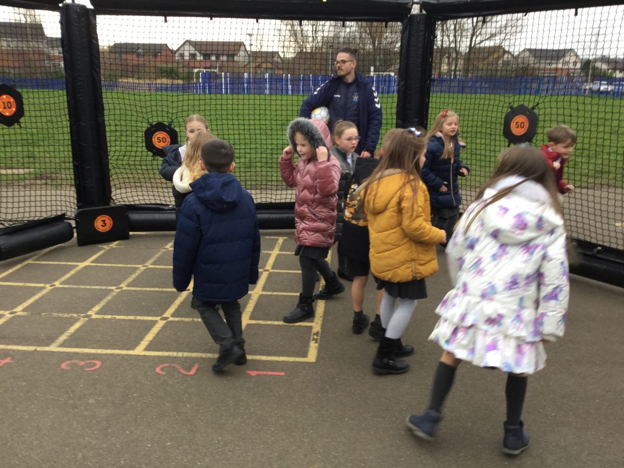 Hexagol | Primary 2 Mrs MacNee/Mrs Smith