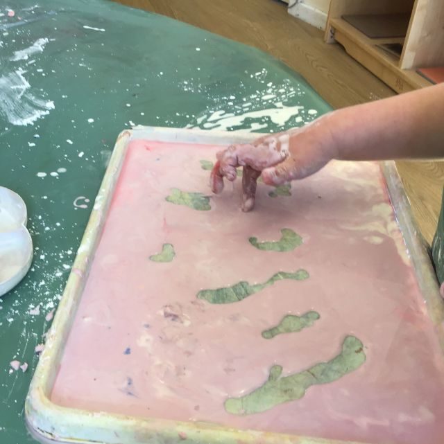 Exploring Mark Making | Glenwood Family Centre