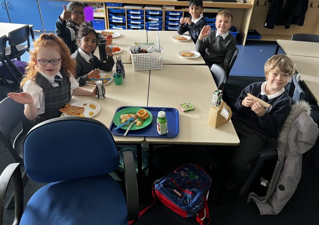 Lunch with the teacher 🥗 🥪 – P3.11 Blog 2023/24