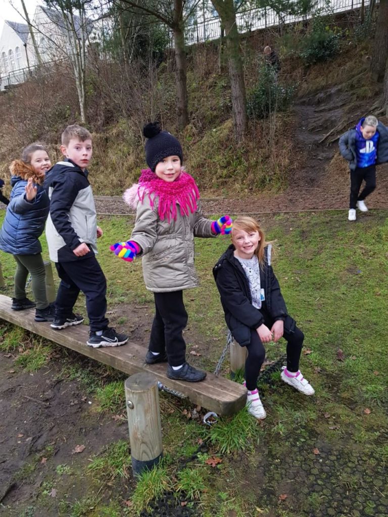 131901476_3269701106473173_6563184826500317304_o | Lumphinnans Primary ...