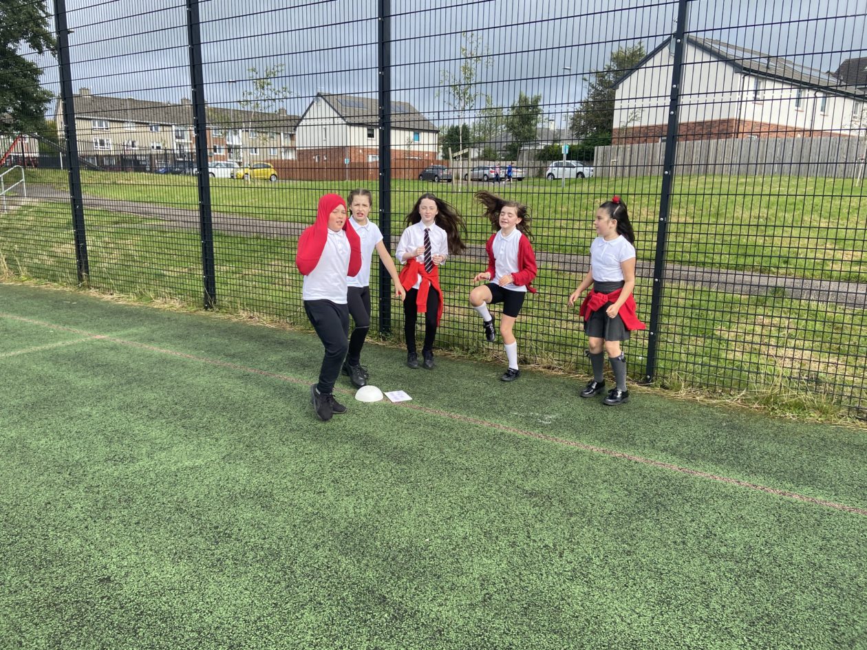 P 2 | Maxwellton Primary and Nursery