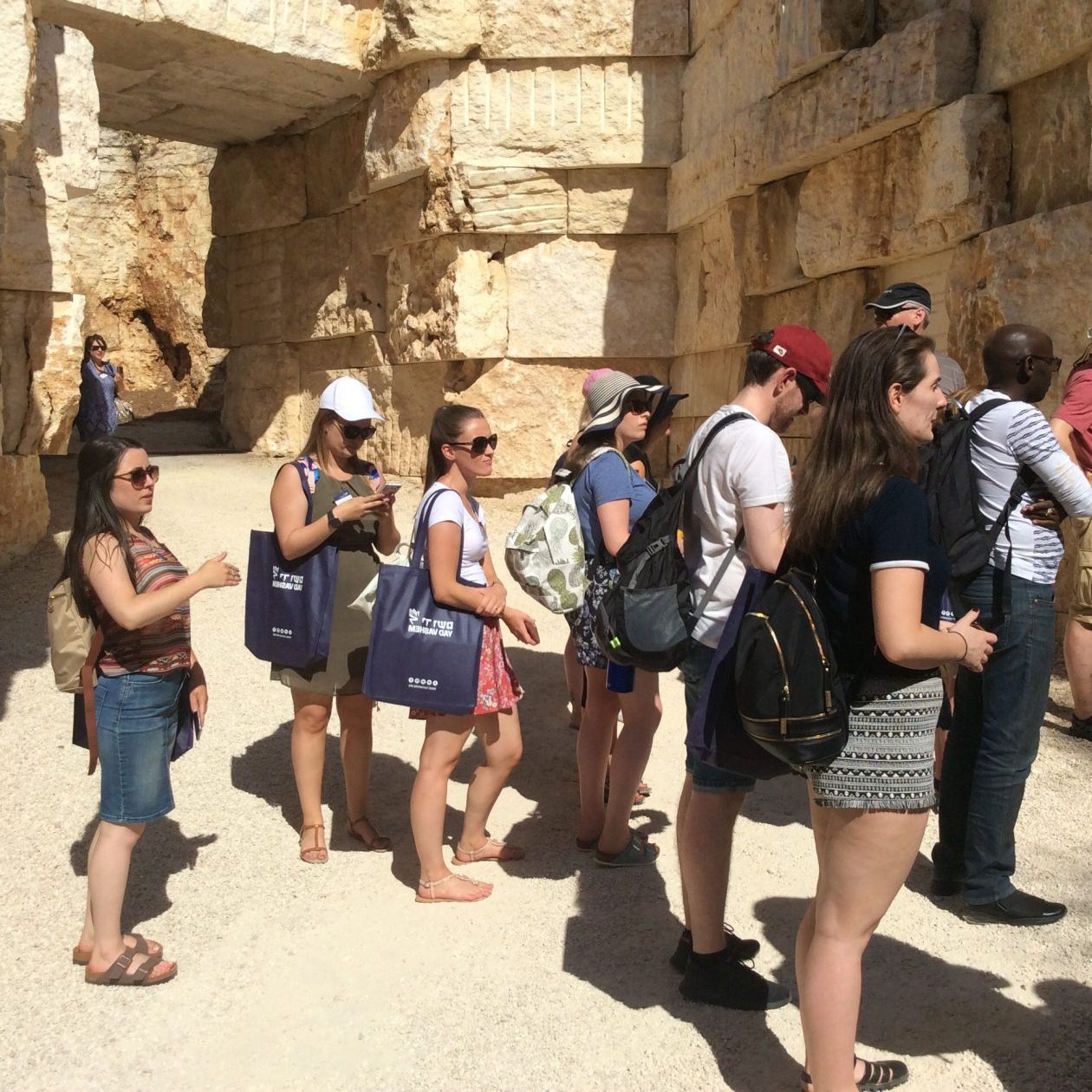 Yad Vashem Visit – UWS Students – June 2018