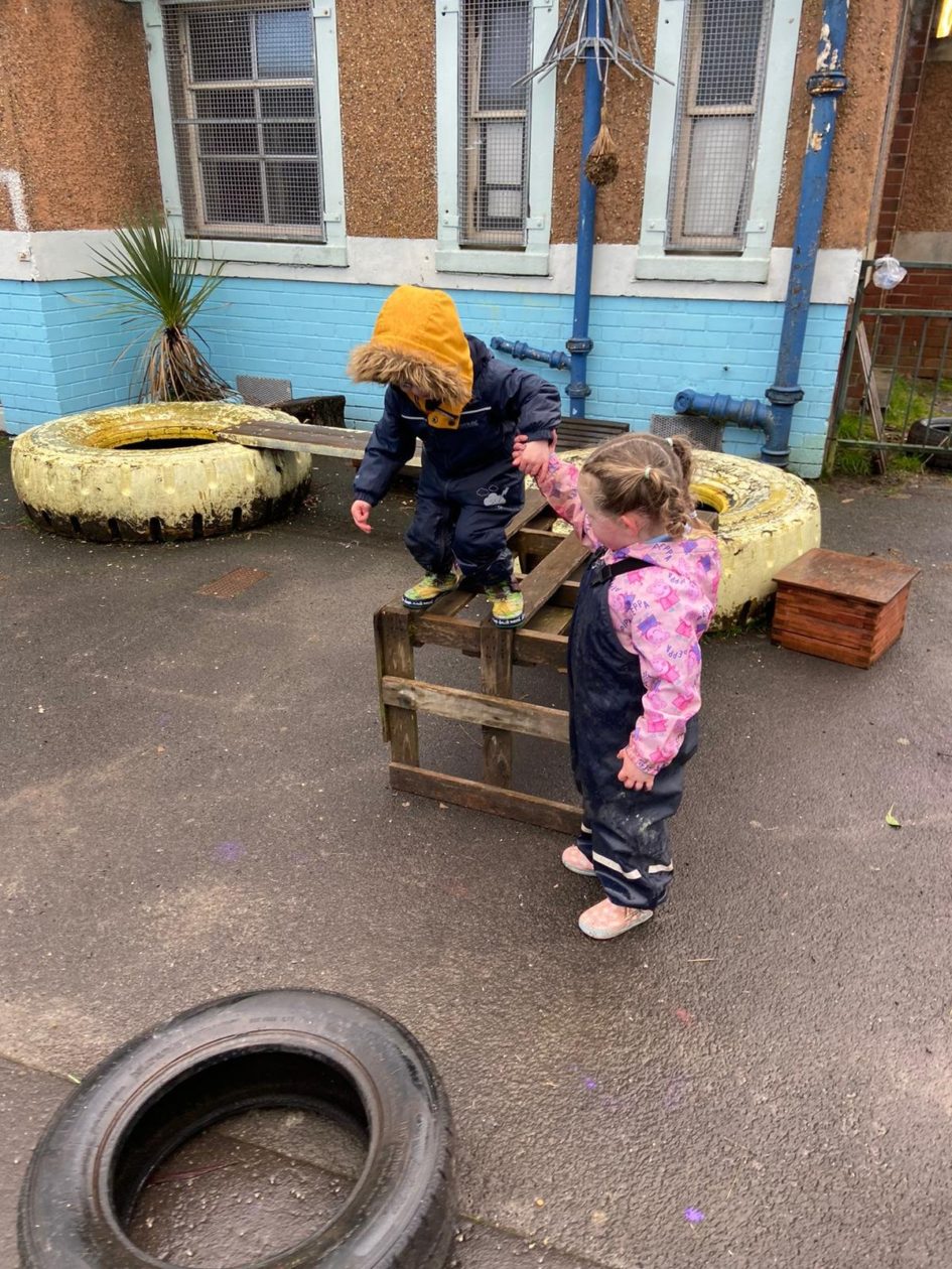 Learning and Teaching | Larkfield Children's Centre