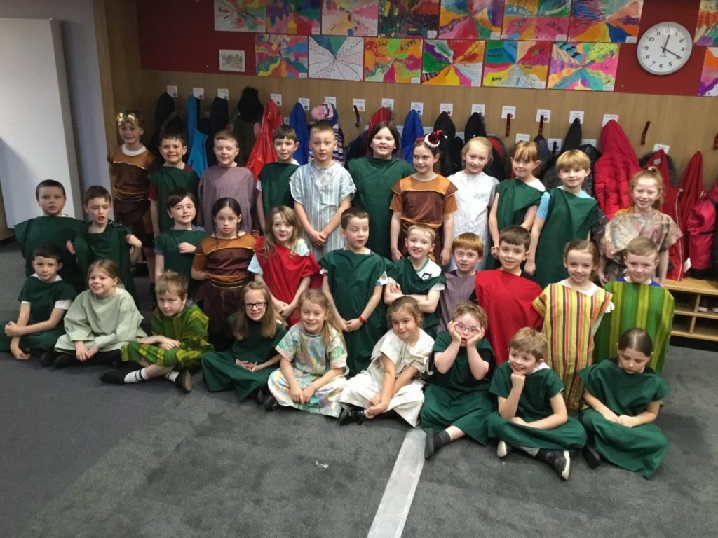 School Christmas Show 2019 | Moorfoot Primary School, Nursery Class and ...