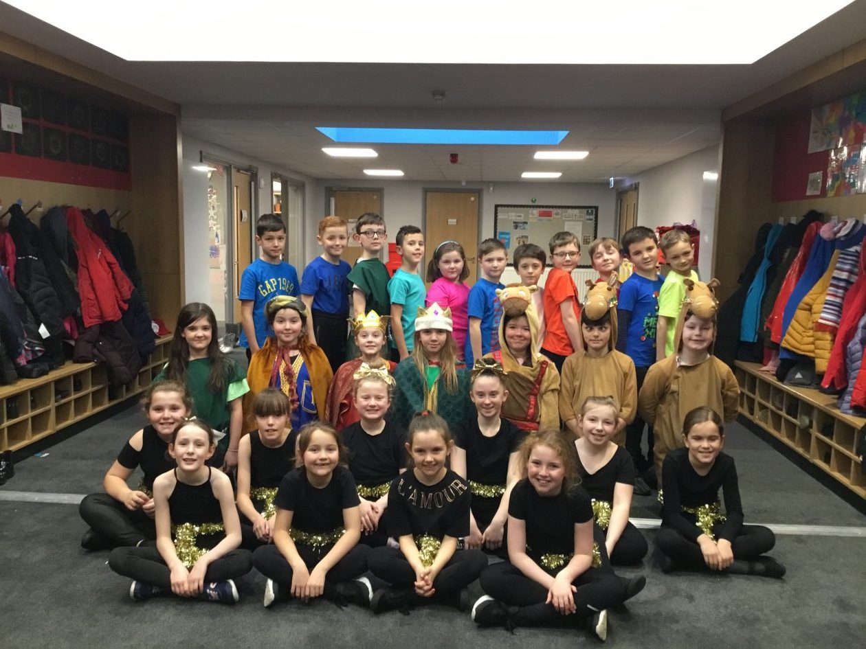 School Christmas Show 2019 | Moorfoot Primary School, Nursery Class and ...