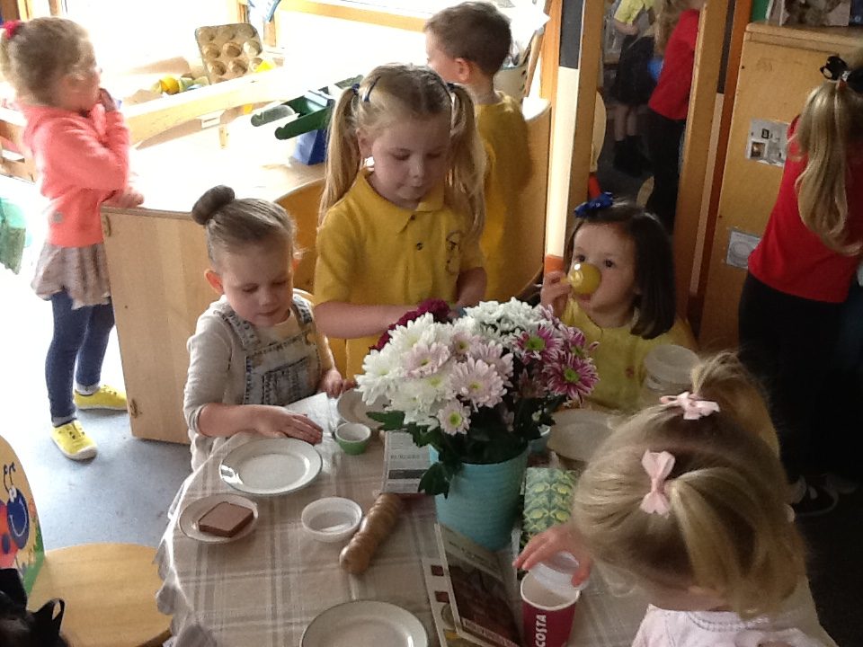 Role play at Costa Coffee Cafe | Balmalloch Primary School & Nursery Class