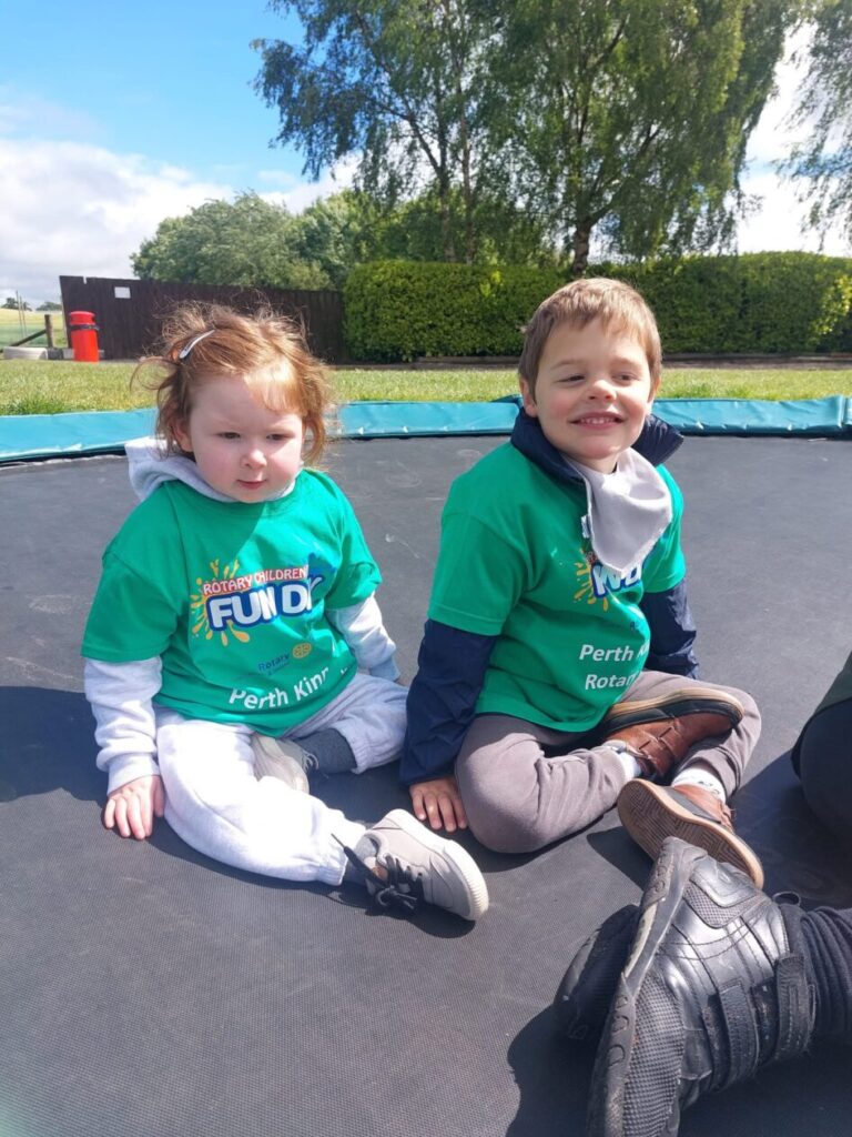 Proud to be a Gold Rights Respecting School