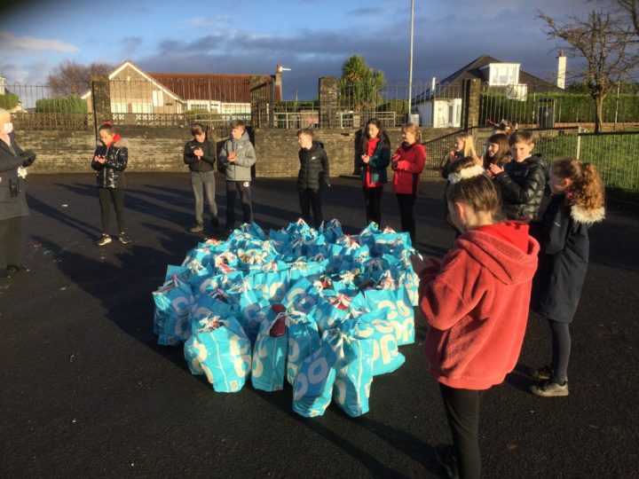 Christmas Hampers | Bishopton Primary School
