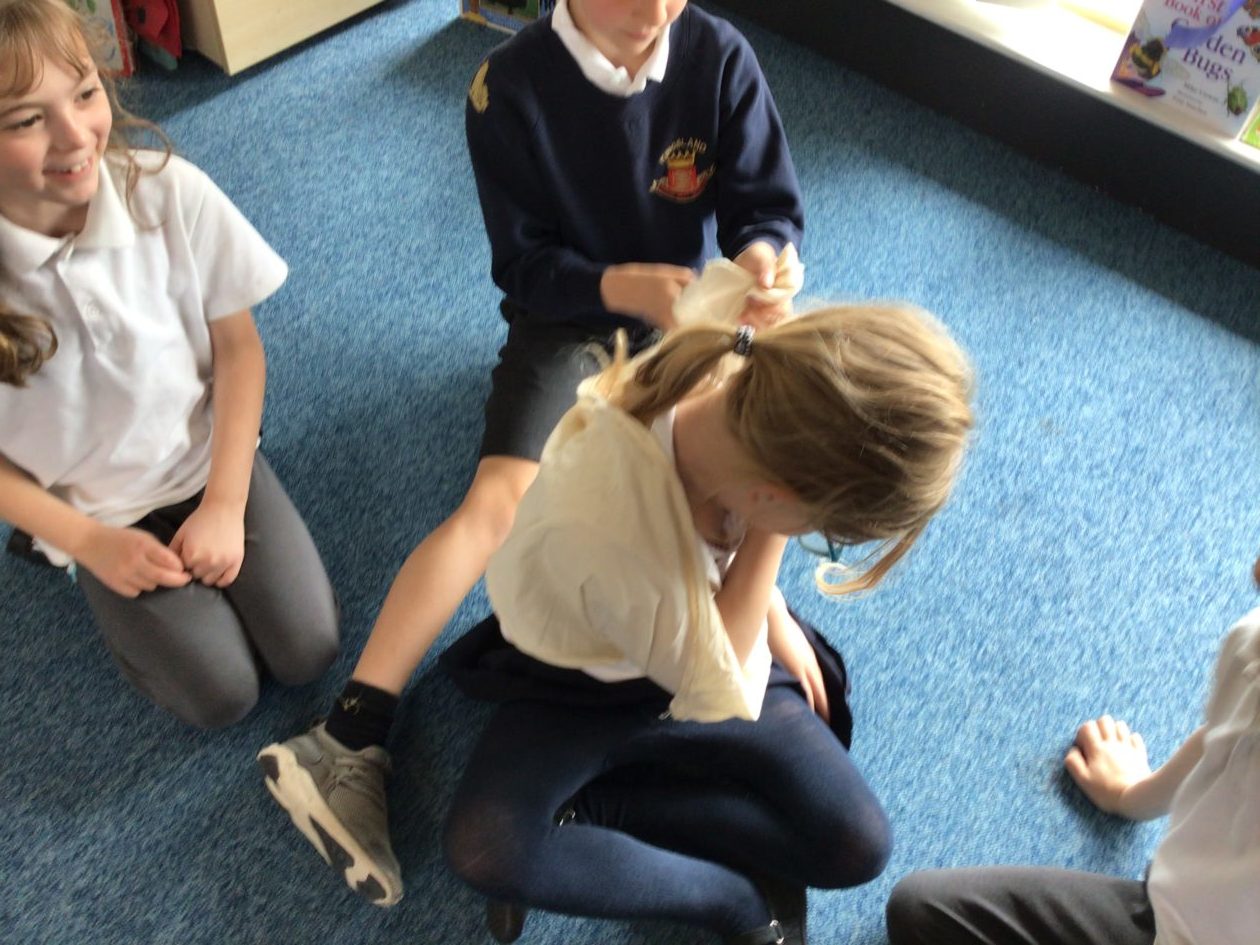 Push, push, push little seed 🌿🌿🌿🌿🌿 | Kingsland Primary P3 21/22