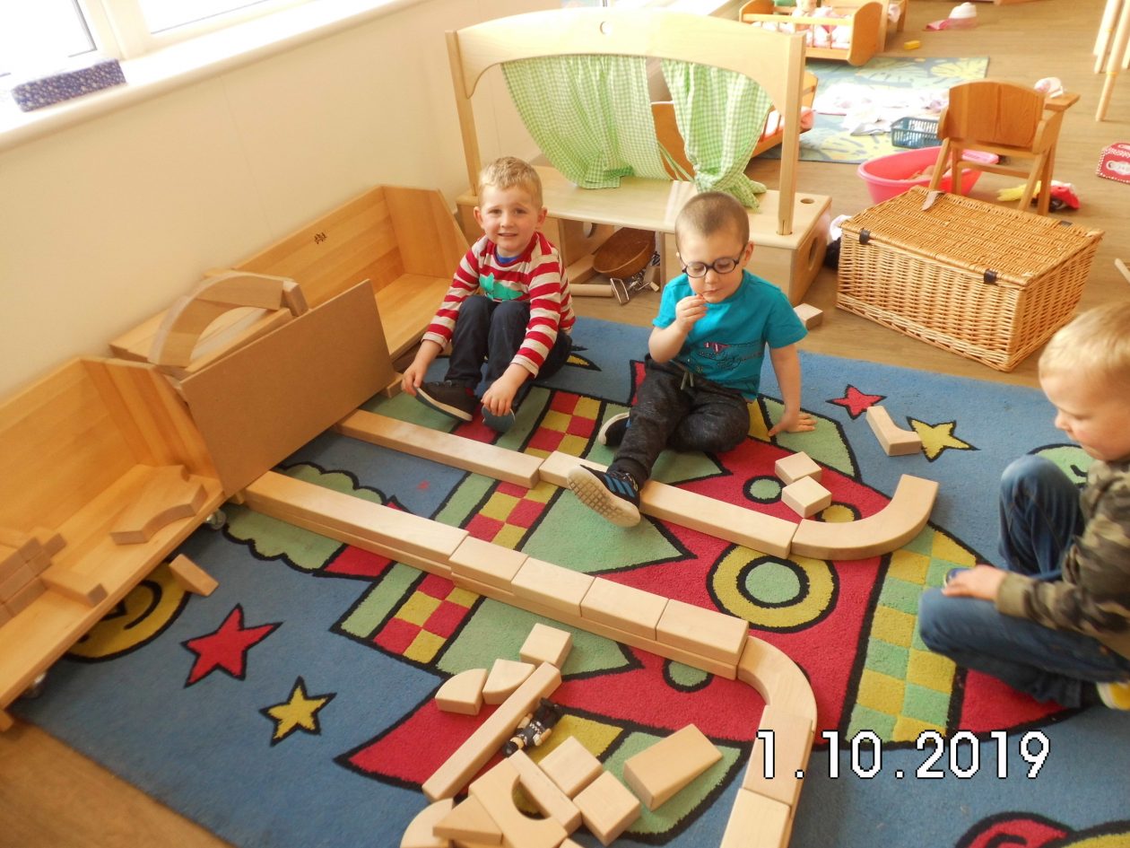 Nursery learning all about Builders and Buildings | Bell's Brae Primary ...