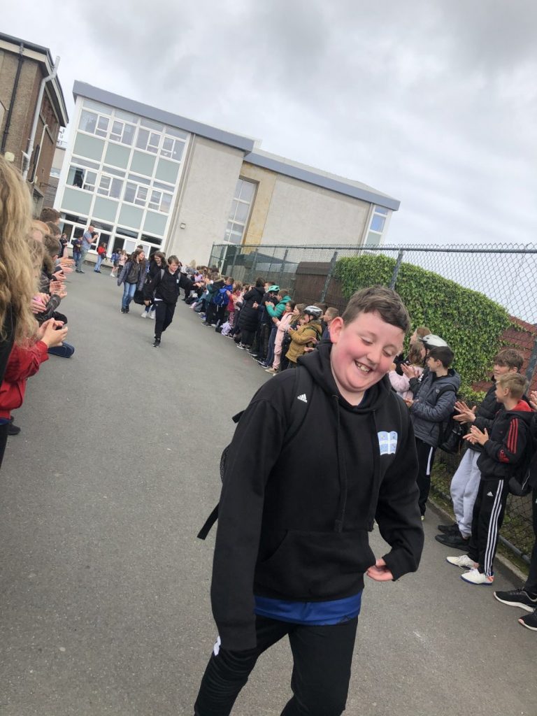 Bell's Brae Primary School | We achieve, We are happy