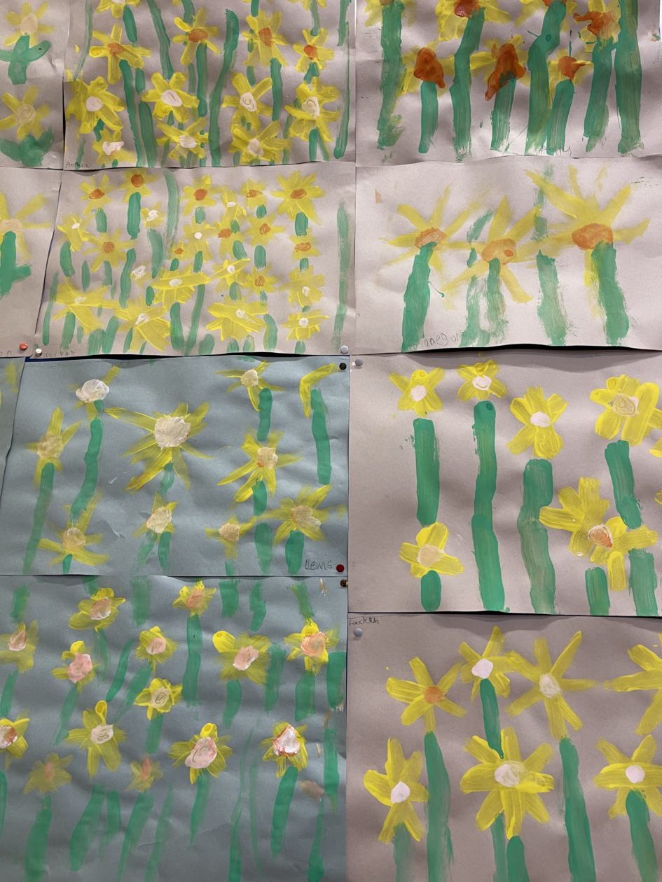 P1/2 Painting Daffodils Display