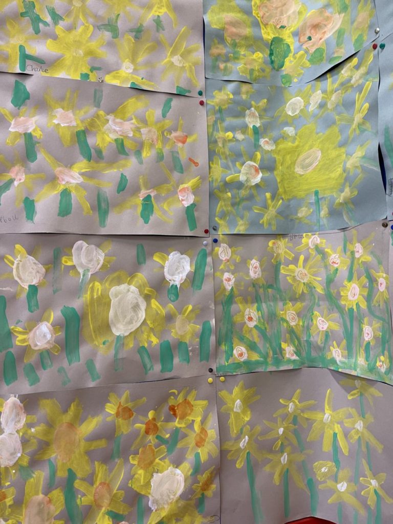 P1/2 Painting Daffodils Display