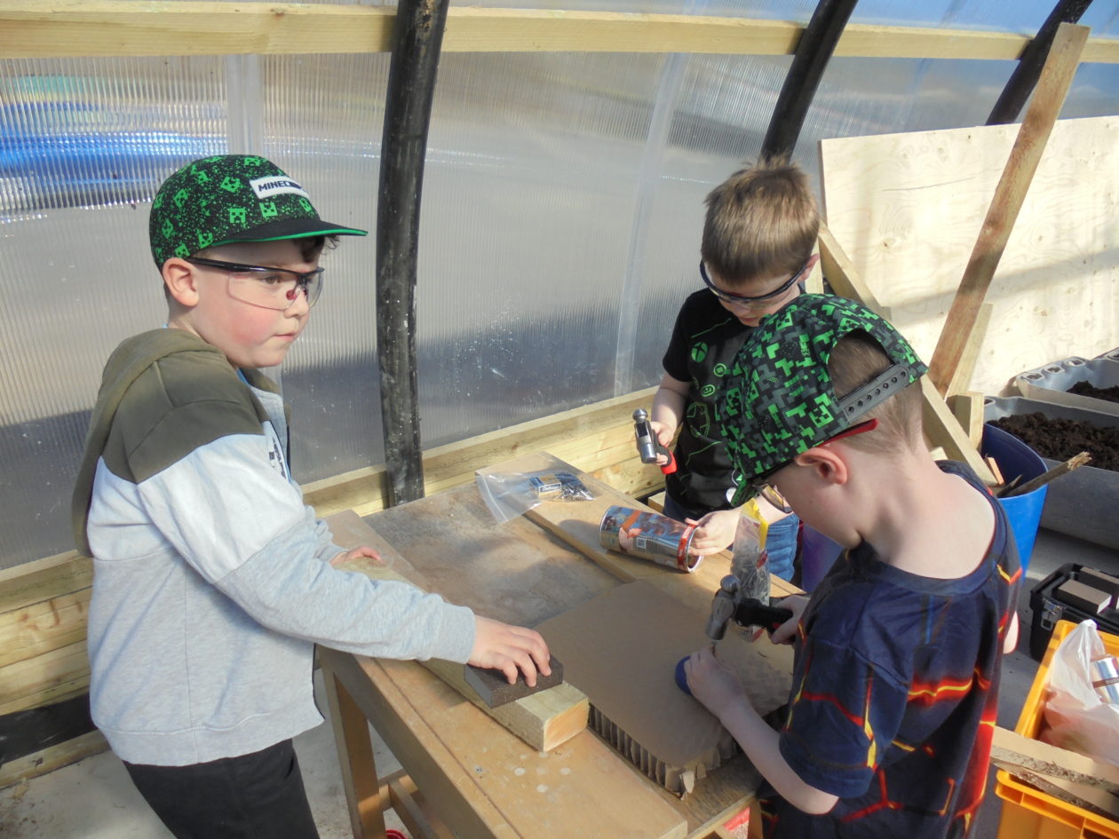 P2 – 4 Woodwork