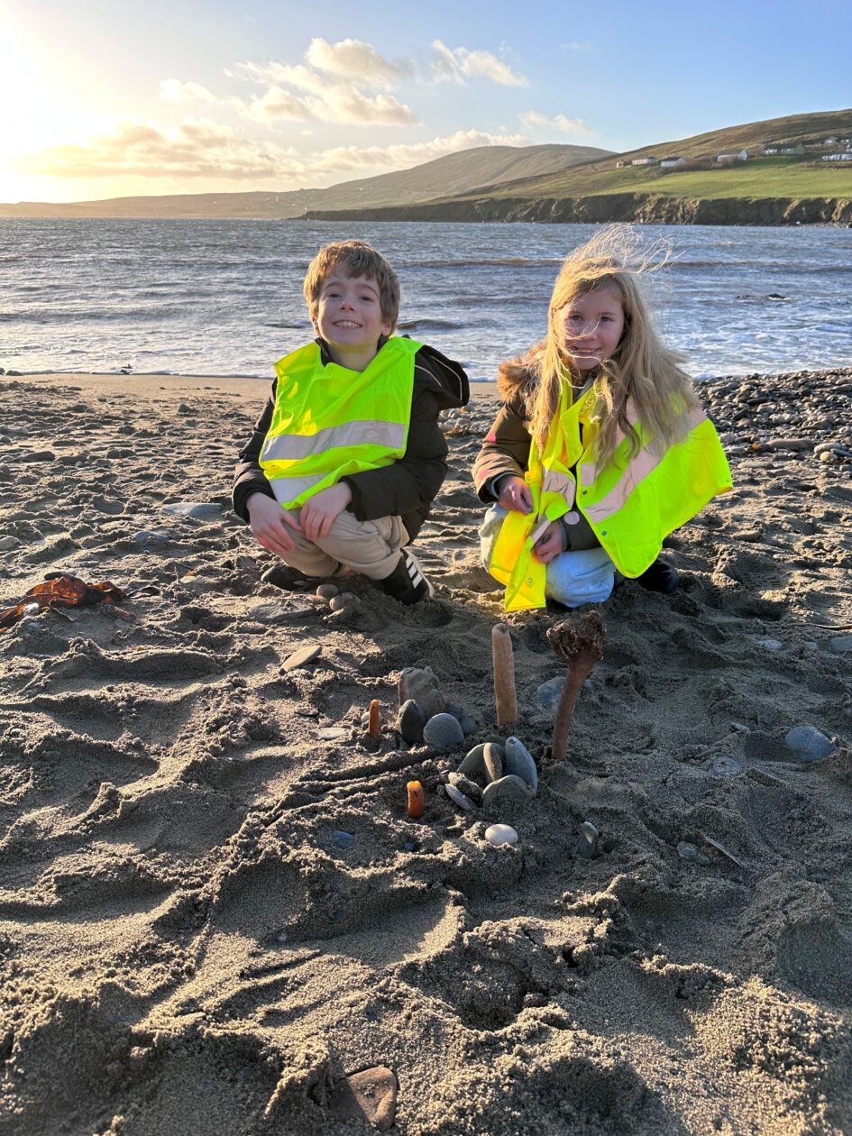 P4/5 sandwick junior high school – Stronger Together, Reaching High