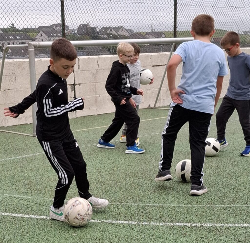 PE Update – Football Block | Primary 4 2025-2026