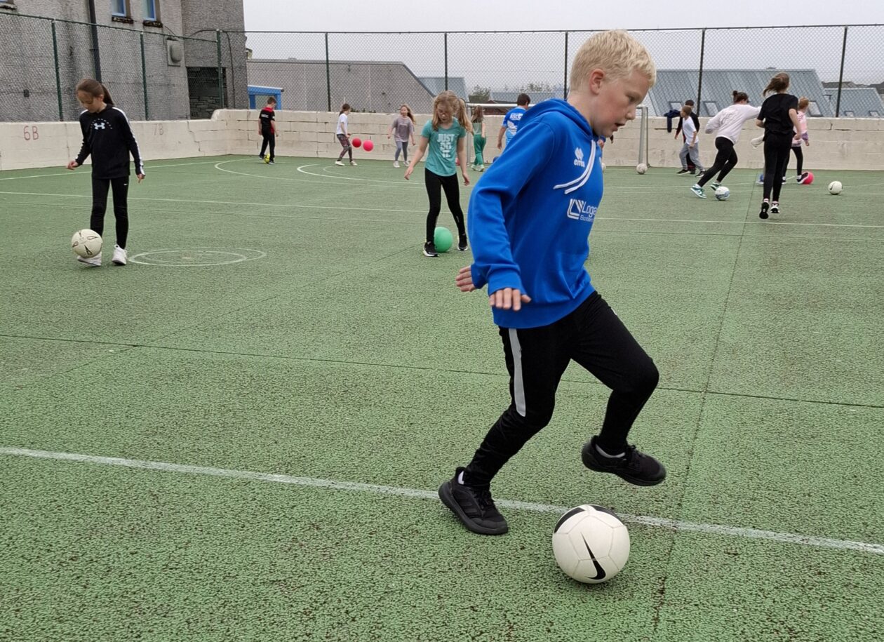 PE Update – Football Block | Primary 5 2025-2026