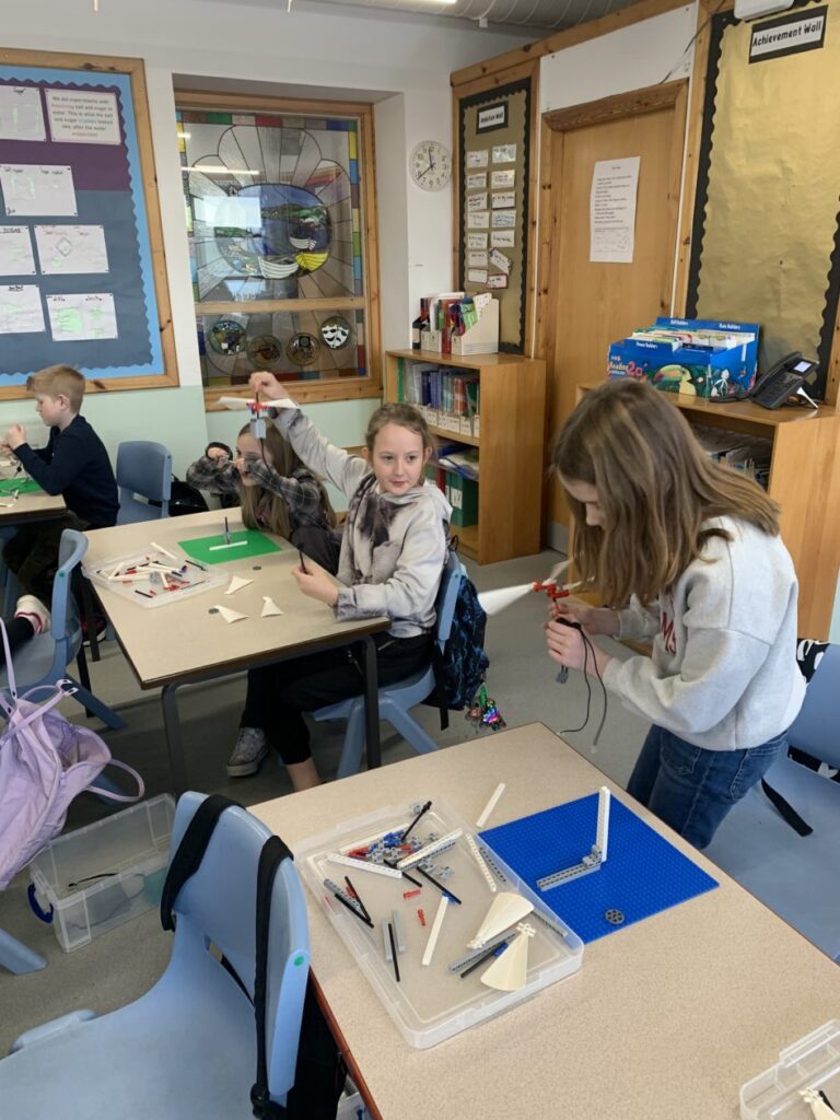 STEM challenge 2 – Wind Turbines – P4 – P7 Blog Lunnasting