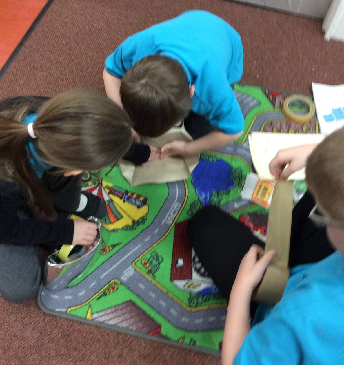 Wrapping parcels 2 | Falla Hill High Flyers