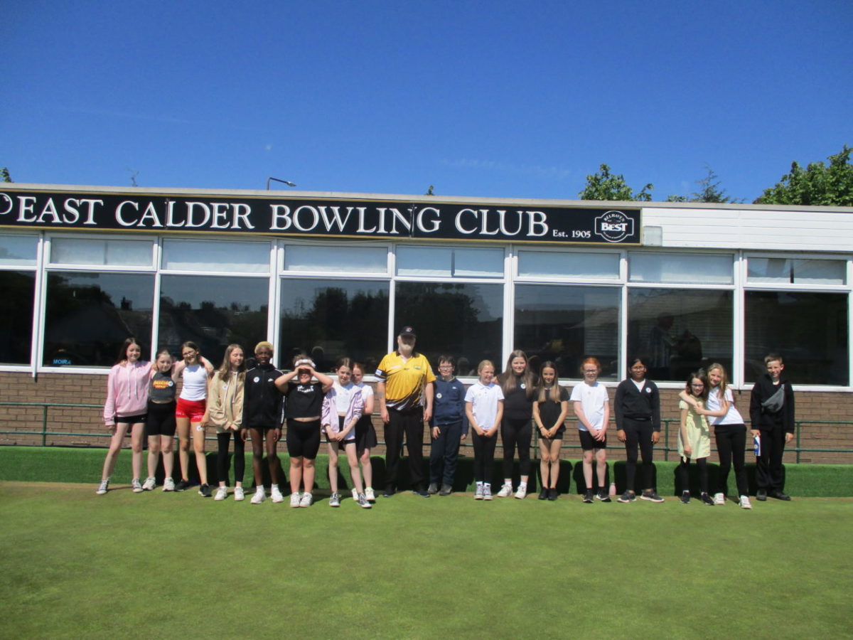 East Calder Bowling Club -Community Hub visit - East Calder Primary School
